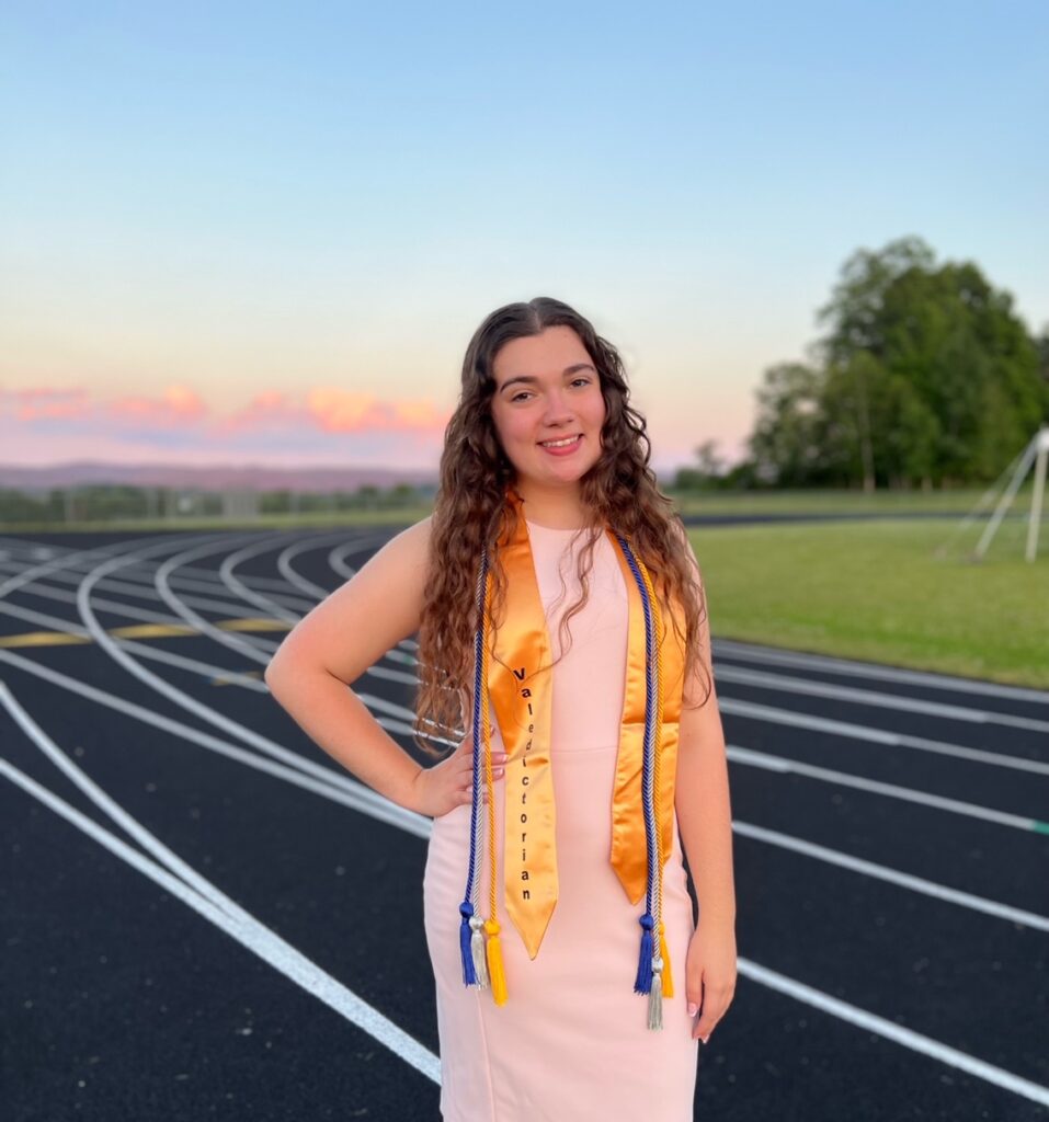 Meet the 2022 Winners - Small Town Bigger Dreams